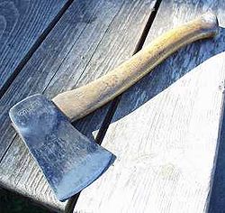 कुल्हाड़ी - भारतकोश, ज्ञान का हिन्दी महासागर